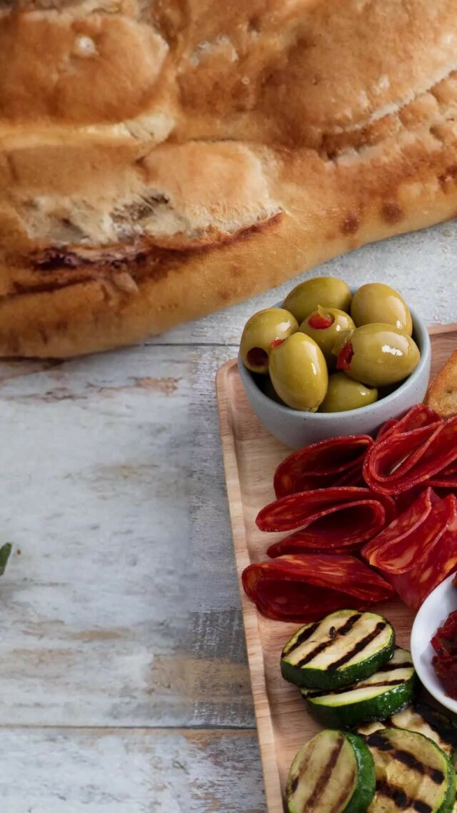 Capocollo and Mozzarella Pizza Pockets – Mastro® San Daniele® Specialty ...